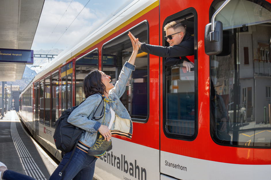 Sandra, Bergsteigerin und Kosmopolitin. | Die Zentralbahn.